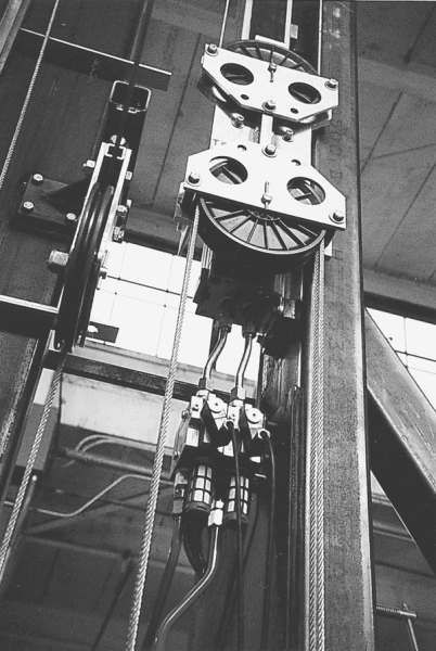 Terminator 2 3D: Pneumatics Inspires Awe Behind the Scenes | Power & Motion