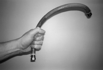 A guide to recognizing the causes of hose failure | Power & Motion