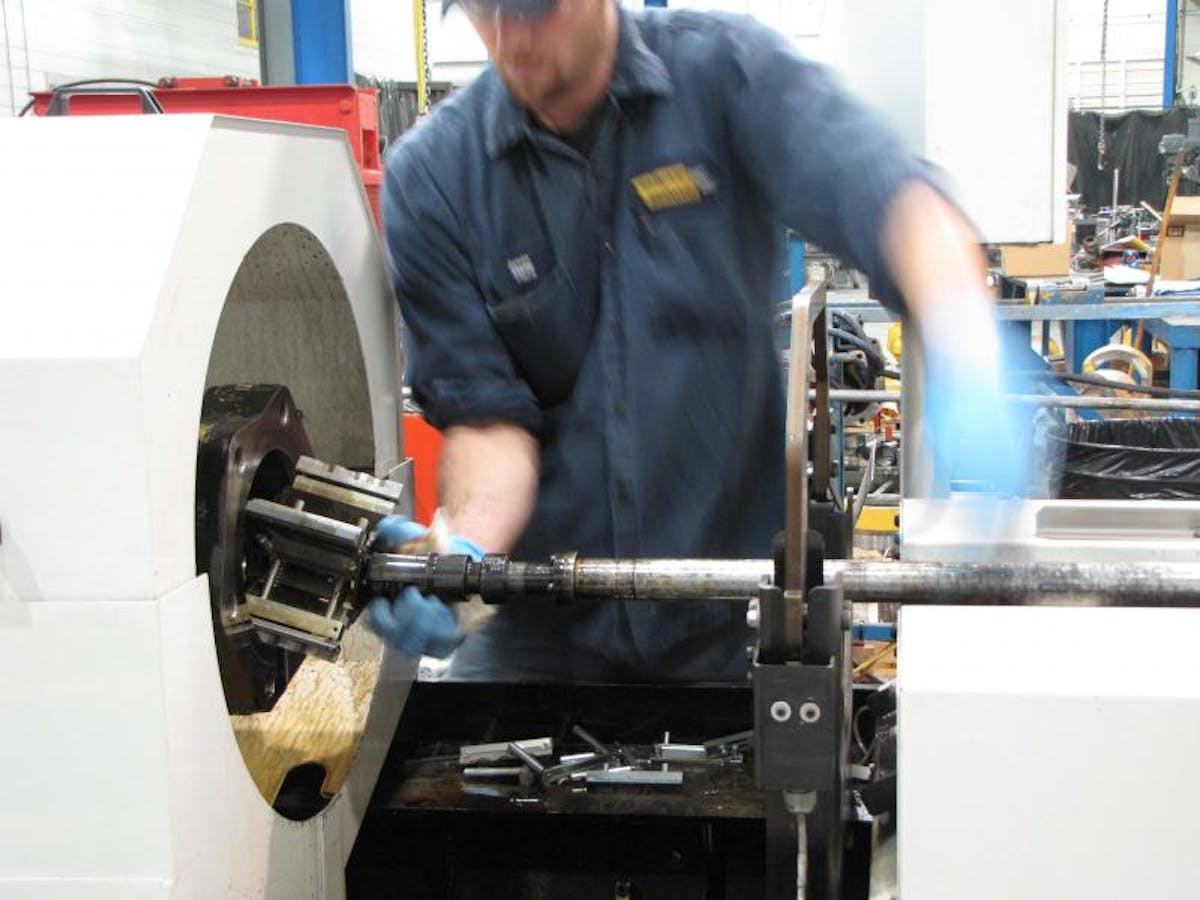 Rebuilding Cat machines simplified with cylinder honing | Power & Motion