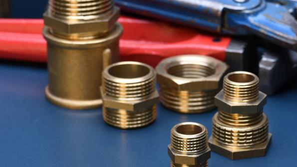 Assembly Tips to Reduce Leaks in Hydraulic Connections | Power & Motion