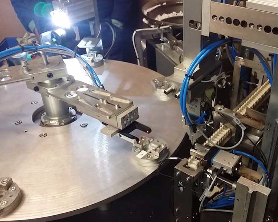 Robotics Spur Growth in Grippers and Suction Cups | Power & Motion